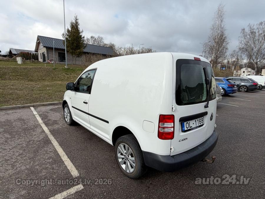 Volkswagen Caddy 2015 in Riga, with an engine capacity of 2.00 L and mileage of 280 thousand km for 8500 €, photo 6 on AUTOMOTO.COM.LV