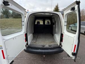 Volkswagen Caddy 2015 in Riga, with an engine capacity of 2.00 L and mileage of 280 thousand km for 8500 €, photo 10 on AUTOMOTO.COM.LV