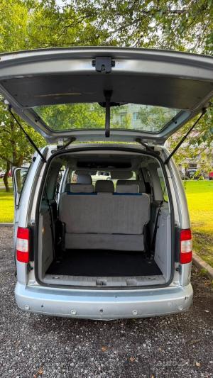 Volkswagen Caddy 2009 Rapla, ar dzinēja tilpumu 1.90 L un nobraukumu 341 tūkst. km par 1700 €, foto 8 vietnē AUTOMOTO.COM.LV