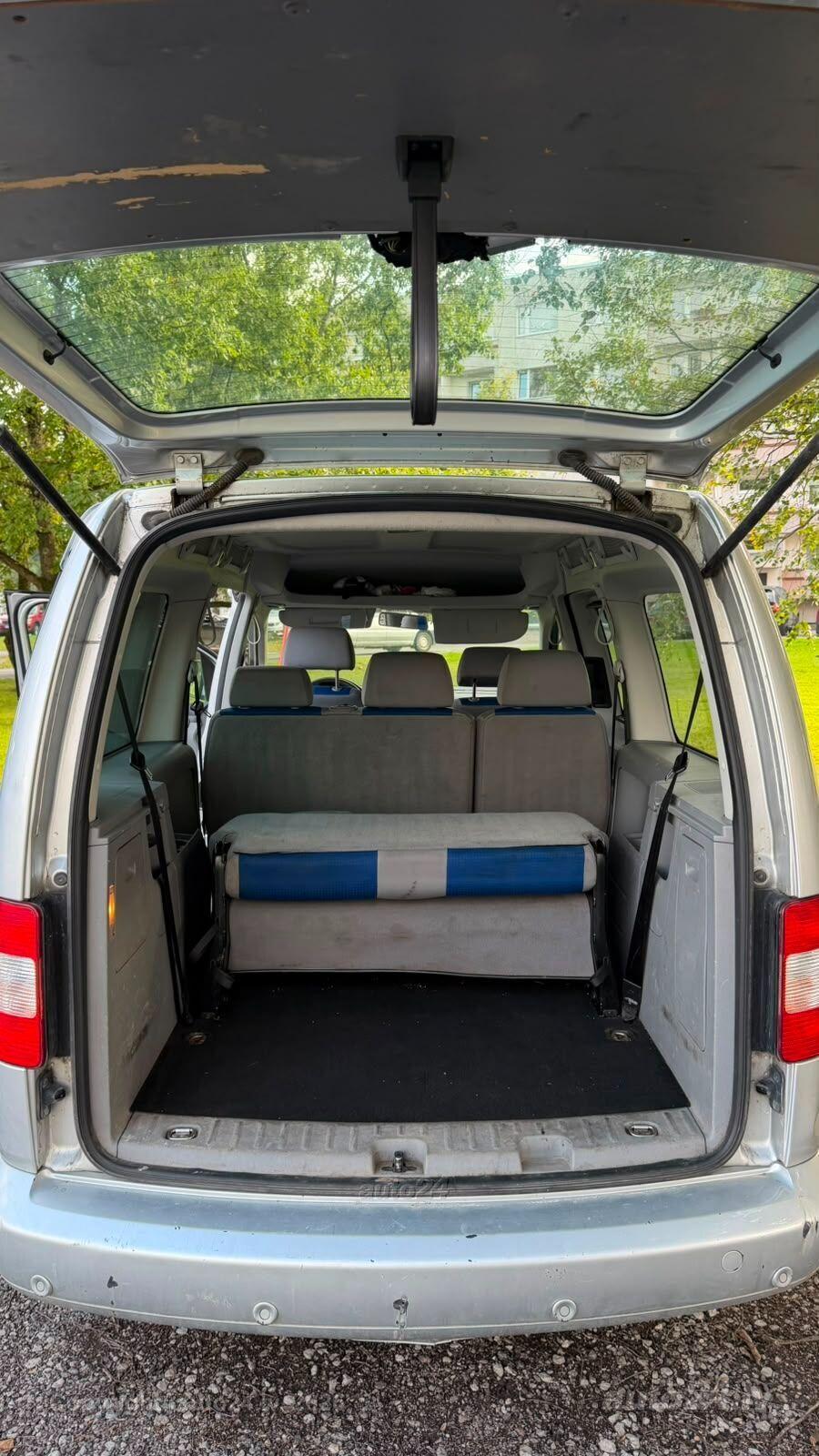 Volkswagen Caddy 2009 Rapla, ar dzinēja tilpumu 1.90 L un nobraukumu 341 tūkst. km par 1700 €, foto 9 vietnē AUTOMOTO.COM.LV
