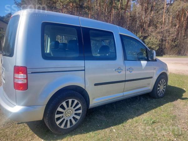 Фольксваген Кадди 2014 в Рига, объемом двигателя 1.60 л и пробегом 260 тыс. км за 7800 €, фото 4 на AUTOMOTO.COM.LV