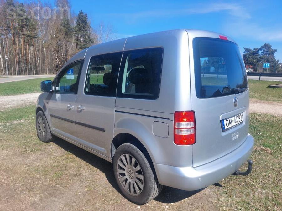Volkswagen Caddy 2014 in Riga, with an engine capacity of 1.60 L and mileage of 260 thousand km for 7800 €, photo 7 on AUTOMOTO.COM.LV