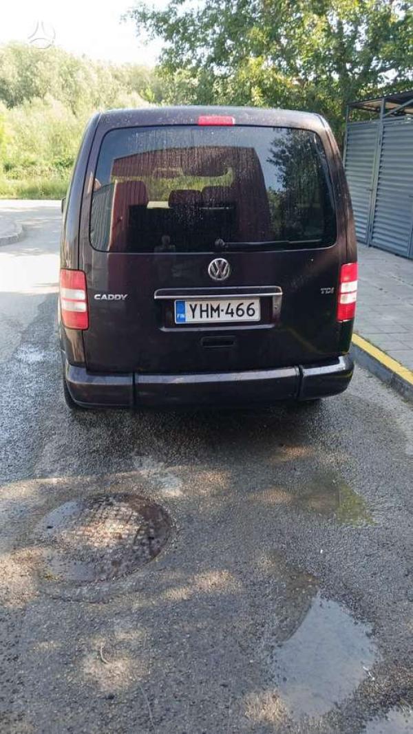 Violets Volkswagen Caddy 2011 Šauļi, ar dzinēja tilpumu 1.60 L un nobraukumu 325 tūkst. km par 4999 €, foto 2 vietnē AUTOMOTO.COM.LV