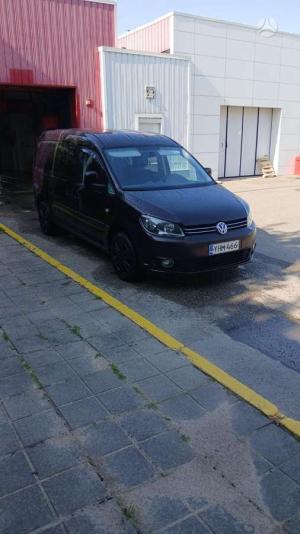 Violet Volkswagen Caddy 2011 in Siauliai, with an engine capacity of 1.60 L and mileage of 325 thousand km for 4999 €, photo 5 on AUTOMOTO.COM.LV