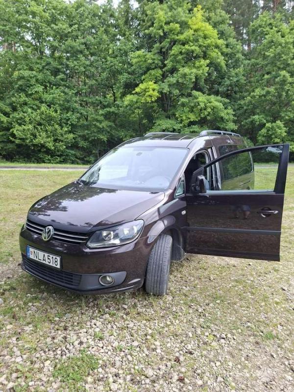 Violets Volkswagen Caddy 2012 Viļņa, ar dzinēja tilpumu 1.60 L un nobraukumu 272 tūkst. km par 7200 €, foto 5 vietnē AUTOMOTO.COM.LV