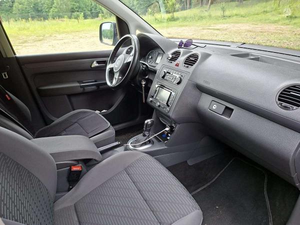 Violets Volkswagen Caddy 2012 Viļņa, ar dzinēja tilpumu 1.60 L un nobraukumu 272 tūkst. km par 7200 €, foto 8 vietnē AUTOMOTO.COM.LV