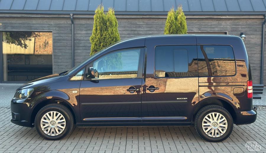 Violet Volkswagen Caddy 2014 in Kedainiai, with an engine capacity of 1.60 L and mileage of 213 thousand km for 6999 €, photo 7 on AUTOMOTO.COM.LV