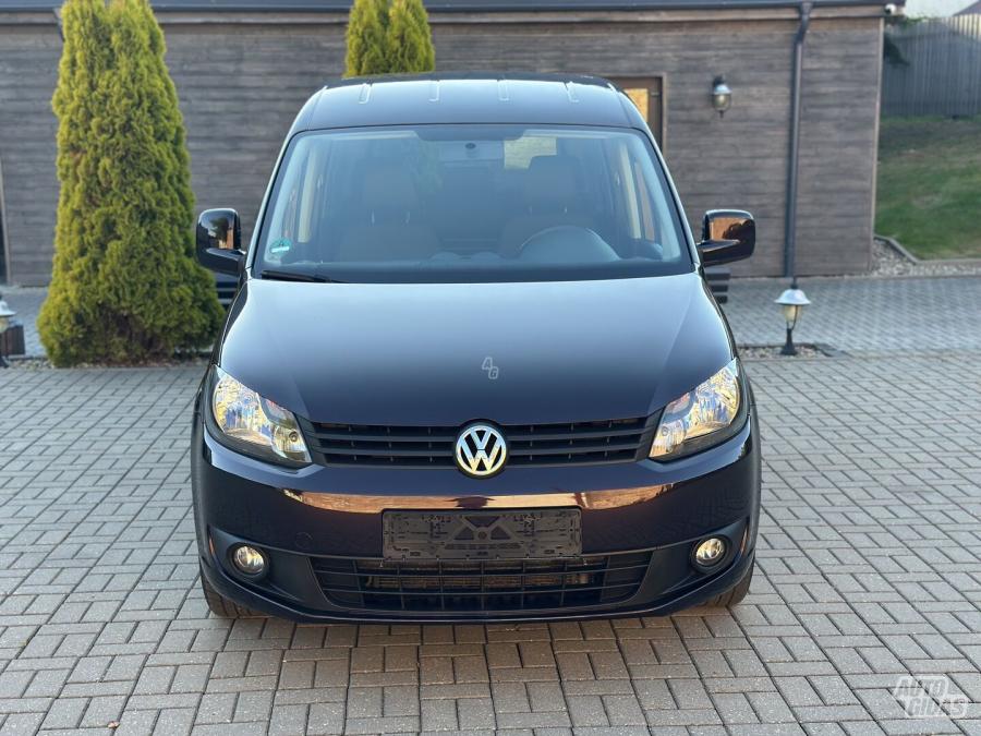 Violet Volkswagen Caddy 2014 in Kedainiai, with an engine capacity of 1.60 L and mileage of 213 thousand km for 6999 €, photo 8 on AUTOMOTO.COM.LV