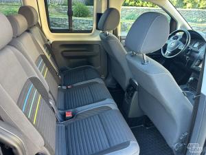 Violet Volkswagen Caddy 2014 in Kedainiai, with an engine capacity of 1.60 L and mileage of 213 thousand km for 6999 €, photo 21 on AUTOMOTO.COM.LV