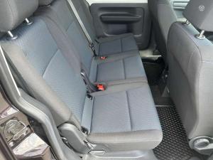 Violet Volkswagen Caddy 2016 in Vilnius, with an engine capacity of 2.00 L and mileage of 220 thousand km for 11950 €, photo 6 on AUTOMOTO.COM.LV