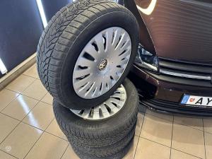 Violet Volkswagen Caddy 2016 in Vilnius, with an engine capacity of 2.00 L and mileage of 220 thousand km for 11950 €, photo 20 on AUTOMOTO.COM.LV