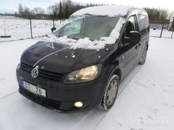 Violet Volkswagen Caddy 2011 in Riga, with an engine capacity of 1.60 L and mileage of 452 thousand km for 7350 €, photo 1 on AUTOMOTO.COM.LV