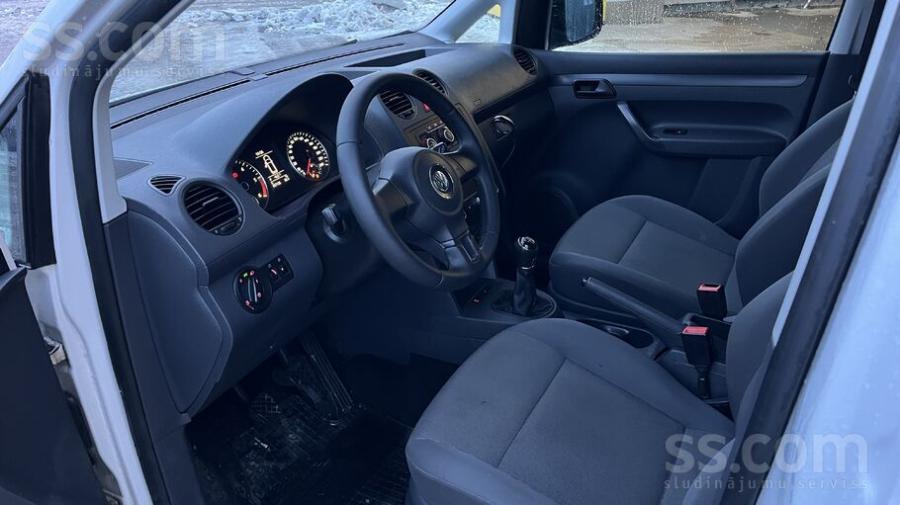 Balts Volkswagen Caddy 2014 Rīga, ar dzinēja tilpumu 2.00 L un nobraukumu 257 tūkst. km par 7600 €, foto 6 vietnē AUTOMOTO.COM.LV