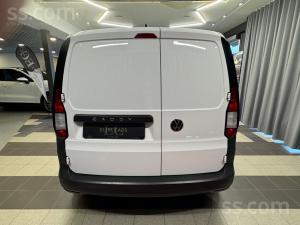 White Volkswagen Caddy 2021 in Riga, with an engine capacity of 2.00 L and mileage of 204 thousand km for 11990 €, photo 5 on AUTOMOTO.COM.LV