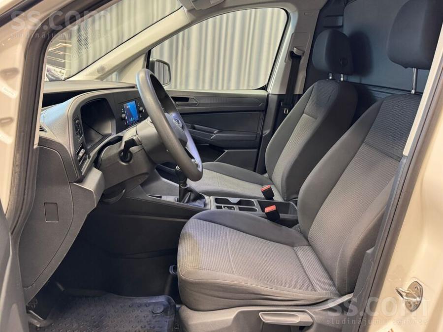 White Volkswagen Caddy 2021 in Riga, with an engine capacity of 2.00 L and mileage of 204 thousand km for 11490 €, photo 9 on AUTOMOTO.COM.LV