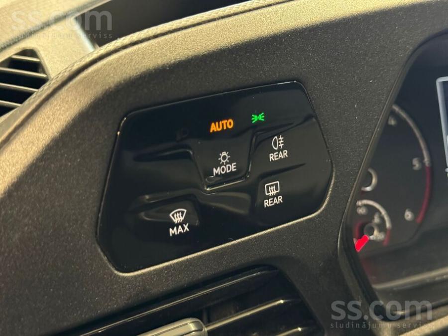 White Volkswagen Caddy 2021 in Riga, with an engine capacity of 2.00 L and mileage of 204 thousand km for 11490 €, photo 13 on AUTOMOTO.COM.LV