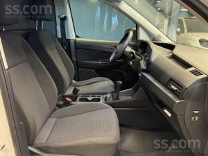 White Volkswagen Caddy 2021 in Riga, with an engine capacity of 2.00 L and mileage of 204 thousand km for 11490 €, photo 17 on AUTOMOTO.COM.LV