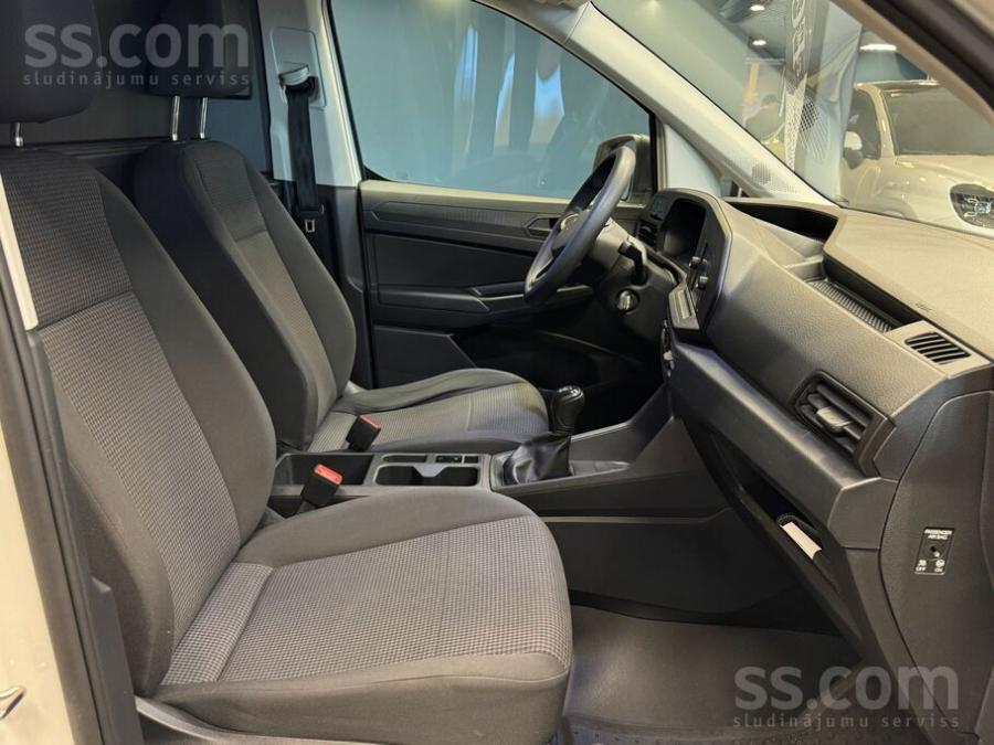 White Volkswagen Caddy 2021 in Riga, with an engine capacity of 2.00 L and mileage of 204 thousand km for 11490 €, photo 17 on AUTOMOTO.COM.LV