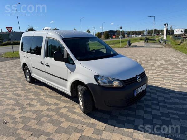 White Volkswagen Caddy 2013 in Jelgava, with an engine capacity of 1.60 L and mileage of 168 thousand km for 5490 €, photo 1 on AUTOMOTO.COM.LV