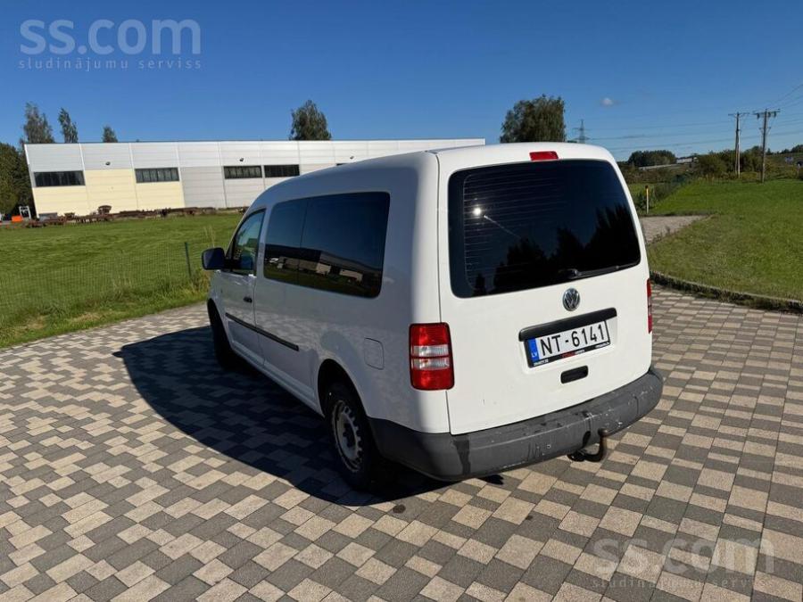 Balts Volkswagen Caddy 2013 Jelgava, ar dzinēja tilpumu 1.60 L un nobraukumu 168 tūkst. km par 5490 €, foto 4 vietnē AUTOMOTO.COM.LV