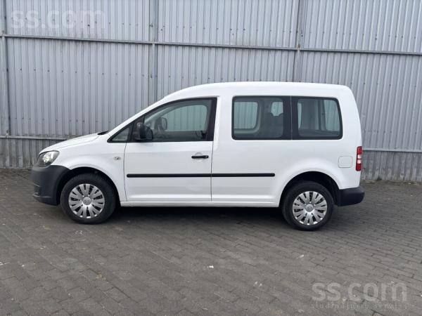 White Volkswagen Caddy 2014 in Ogre, with an engine capacity of 1.60 L and mileage of 255 thousand km for 5250 €, photo 2 on AUTOMOTO.COM.LV