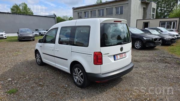 Balts Volkswagen Caddy 2015 Limbaži, ar dzinēja tilpumu 2.00 L un nobraukumu 0 tūkst. km par 8550 €, foto 7 vietnē AUTOMOTO.COM.LV