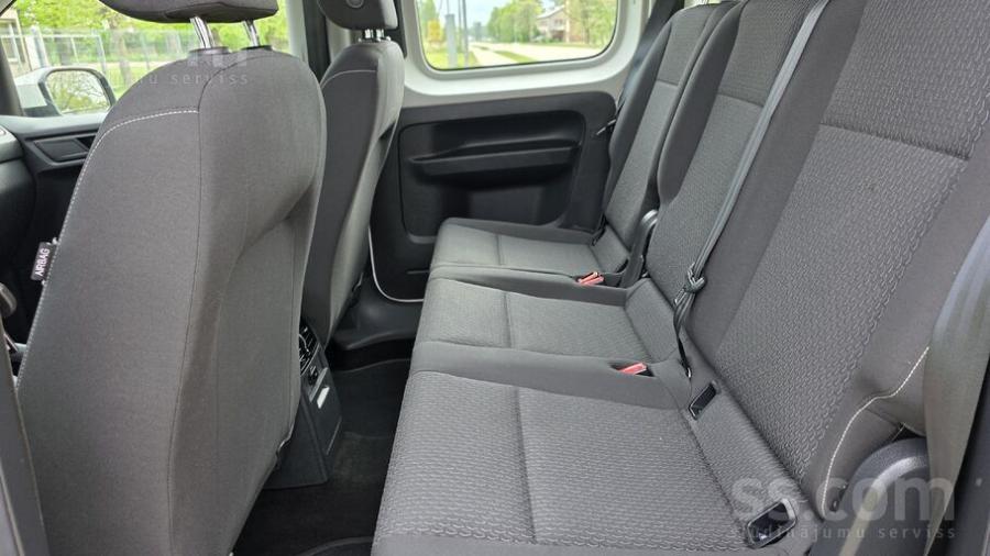 Balts Volkswagen Caddy 2015 Limbaži, ar dzinēja tilpumu 2.00 L un nobraukumu 0 tūkst. km par 8550 €, foto 21 vietnē AUTOMOTO.COM.LV