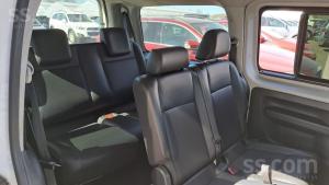 White Volkswagen Caddy 2015 in Talsi, with an engine capacity of 2.00 L and mileage of 262 thousand km for 7900 €, photo 3 on AUTOMOTO.COM.LV