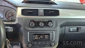 White Volkswagen Caddy 2015 in Talsi, with an engine capacity of 2.00 L and mileage of 262 thousand km for 7900 €, photo 10 on AUTOMOTO.COM.LV