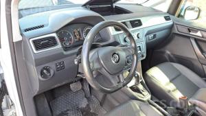 White Volkswagen Caddy 2015 in Talsi, with an engine capacity of 2.00 L and mileage of 262 thousand km for 7900 €, photo 14 on AUTOMOTO.COM.LV