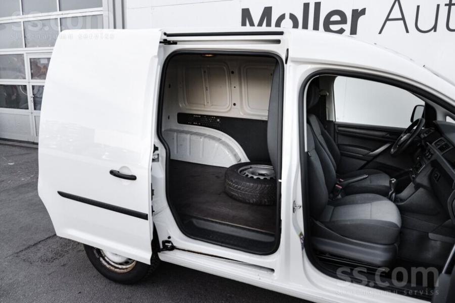 White Volkswagen Caddy 2020 in Riga, with an engine capacity of 2.00 L and mileage of 157 thousand km for 9850 €, photo 7 on AUTOMOTO.COM.LV