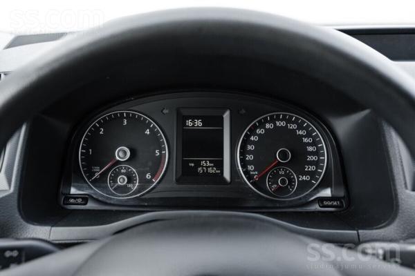 White Volkswagen Caddy 2020 in Riga, with an engine capacity of 2.00 L and mileage of 157 thousand km for 9850 €, photo 10 on AUTOMOTO.COM.LV