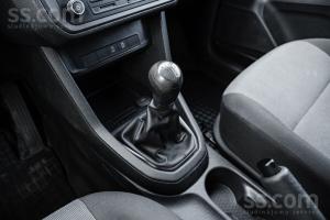 White Volkswagen Caddy 2020 in Riga, with an engine capacity of 2.00 L and mileage of 157 thousand km for 9850 €, photo 13 on AUTOMOTO.COM.LV