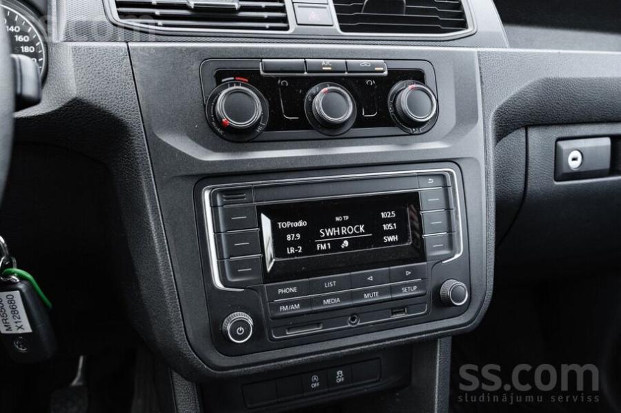 White Volkswagen Caddy 2020 in Riga, with an engine capacity of 2.00 L and mileage of 157 thousand km for 9850 €, photo 16 on AUTOMOTO.COM.LV