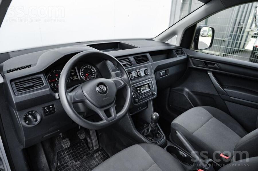 White Volkswagen Caddy 2020 in Riga, with an engine capacity of 2.00 L and mileage of 157 thousand km for 9850 €, photo 17 on AUTOMOTO.COM.LV