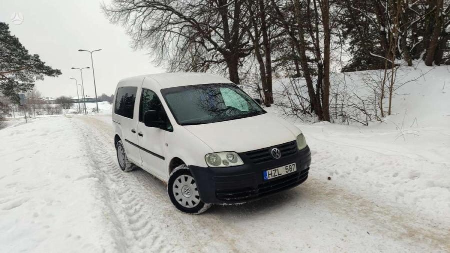 Balts Volkswagen Caddy 2005 Viļņa, ar dzinēja tilpumu 2.00 L un nobraukumu 423 tūkst. km par 1250 €, foto 4 vietnē AUTOMOTO.COM.LV