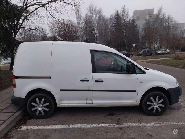 White Volkswagen Caddy 2008 in Vilnius, with an engine capacity of 2.00 L and mileage of 237 thousand km for 1350 €, photo 6 on AUTOMOTO.COM.LV