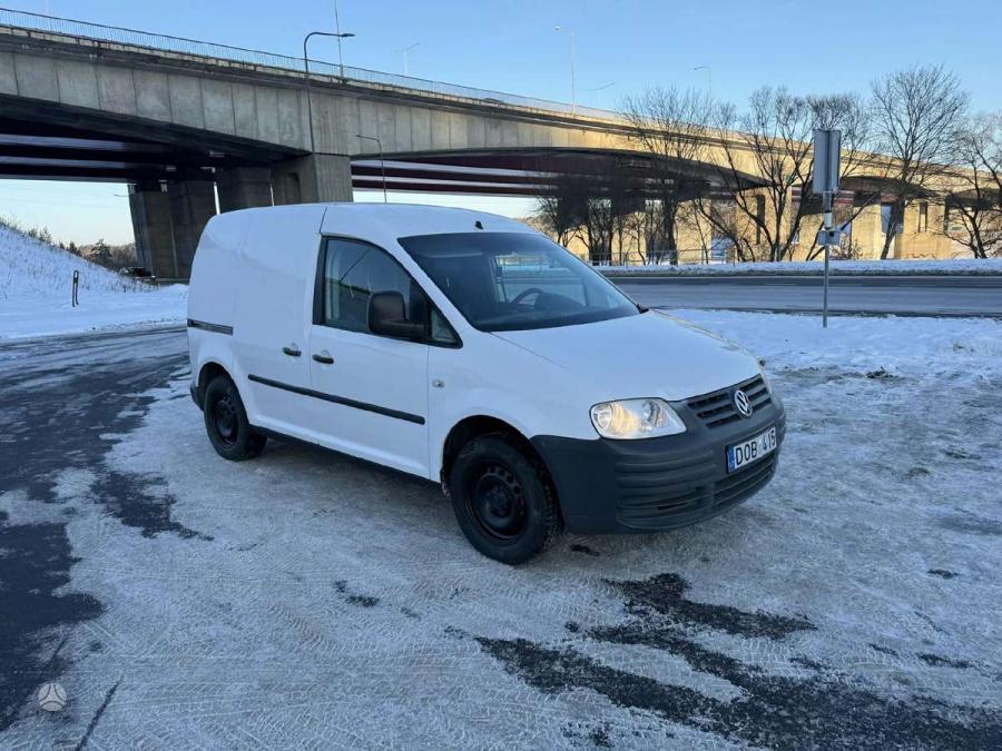 White Volkswagen Caddy 2008 in Kaunas, with an engine capacity of 1.97 L and mileage of 321 thousand km for 1150 €, photo 1 on AUTOMOTO.COM.LV