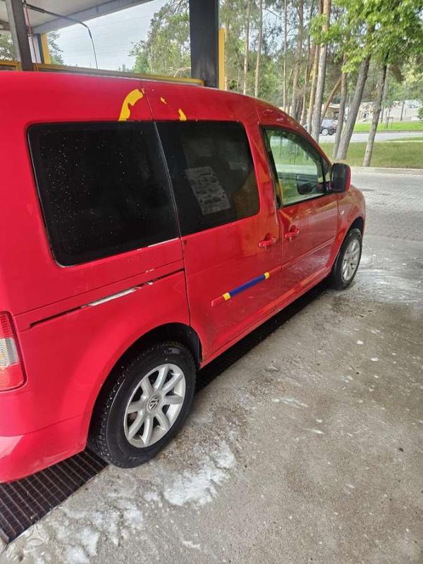 Balts Volkswagen Caddy 2008 Kauņa, ar dzinēja tilpumu 1.90 L un nobraukumu 629 tūkst. km par 2200 €, foto 6 vietnē AUTOMOTO.COM.LV