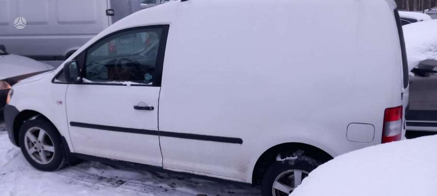 Balts Volkswagen Caddy 2010 Panevēža, ar dzinēja tilpumu 1.60 L un nobraukumu 199 tūkst. km par 3650 €, foto 3 vietnē AUTOMOTO.COM.LV