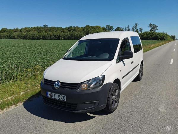 White Volkswagen Caddy 2012 in Kretinga, with an engine capacity of 0.00 L and mileage of 276 thousand km for 5200 €, photo 8 on AUTOMOTO.COM.LV