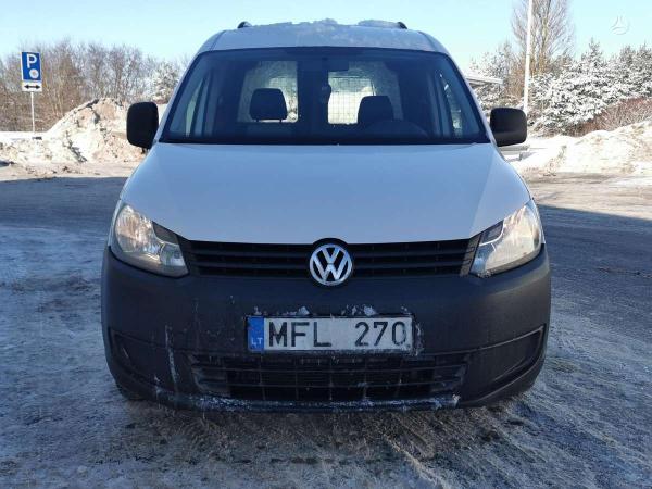 White Volkswagen Caddy 2013 in Vilnius, with an engine capacity of 1.60 L and mileage of 333 thousand km for 4850 €, photo 5 on AUTOMOTO.COM.LV