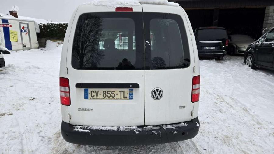 Balts Volkswagen Caddy 2013 Tauragė, ar dzinēja tilpumu 1.60 L un nobraukumu 168 tūkst. km par 4600 €, foto 4 vietnē AUTOMOTO.COM.LV