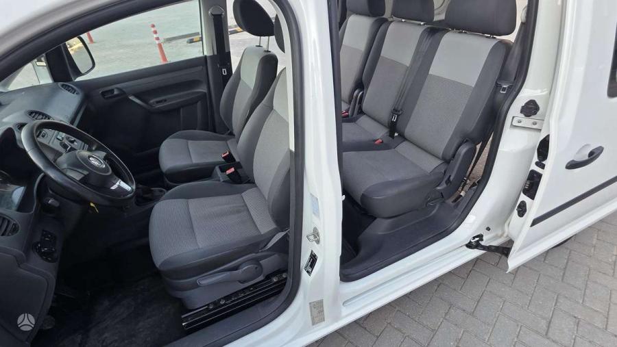 Balts Volkswagen Caddy 2013 Klaipėda, ar dzinēja tilpumu 1.60 L un nobraukumu 277 tūkst. km par 5690 €, foto 4 vietnē AUTOMOTO.COM.LV