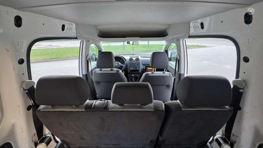 Balts Volkswagen Caddy 2013 Klaipėda, ar dzinēja tilpumu 1.60 L un nobraukumu 277 tūkst. km par 5690 €, foto 9 vietnē AUTOMOTO.COM.LV