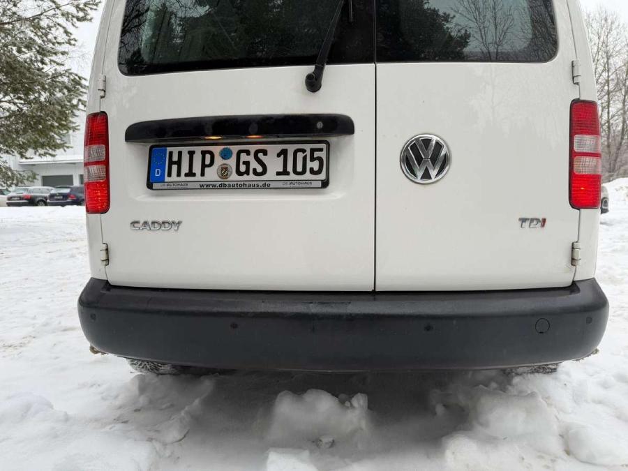 White Volkswagen Caddy 2014 in Vilnius, with an engine capacity of 1.60 L and mileage of 305 thousand km for 3900 €, photo 6 on AUTOMOTO.COM.LV
