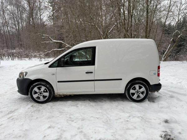 Balts Volkswagen Caddy 2014 Viļņa, ar dzinēja tilpumu 1.60 L un nobraukumu 305 tūkst. km par 3900 €, foto 8 vietnē AUTOMOTO.COM.LV