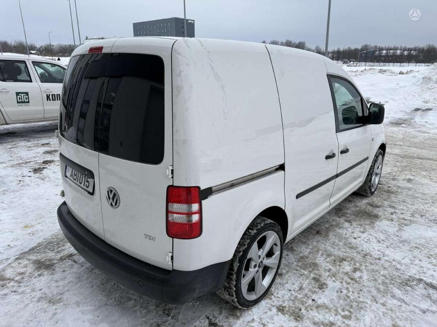 Balts Volkswagen Caddy 2014 Viļņa, ar dzinēja tilpumu 1.60 L un nobraukumu 120 tūkst. km par 5917 €, foto 5 vietnē AUTOMOTO.COM.LV