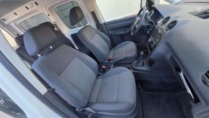 White Volkswagen Caddy 2014 in Klaipeda, with an engine capacity of 1.60 L and mileage of 221 thousand km for 5990 €, photo 15 on AUTOMOTO.COM.LV