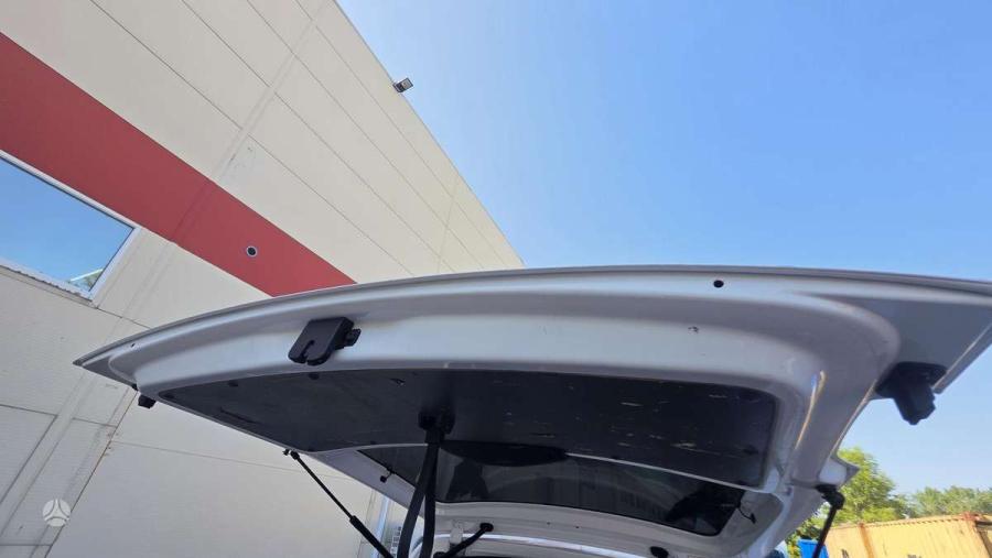 White Volkswagen Caddy 2014 in Klaipeda, with an engine capacity of 1.60 L and mileage of 221 thousand km for 5990 €, photo 22 on AUTOMOTO.COM.LV